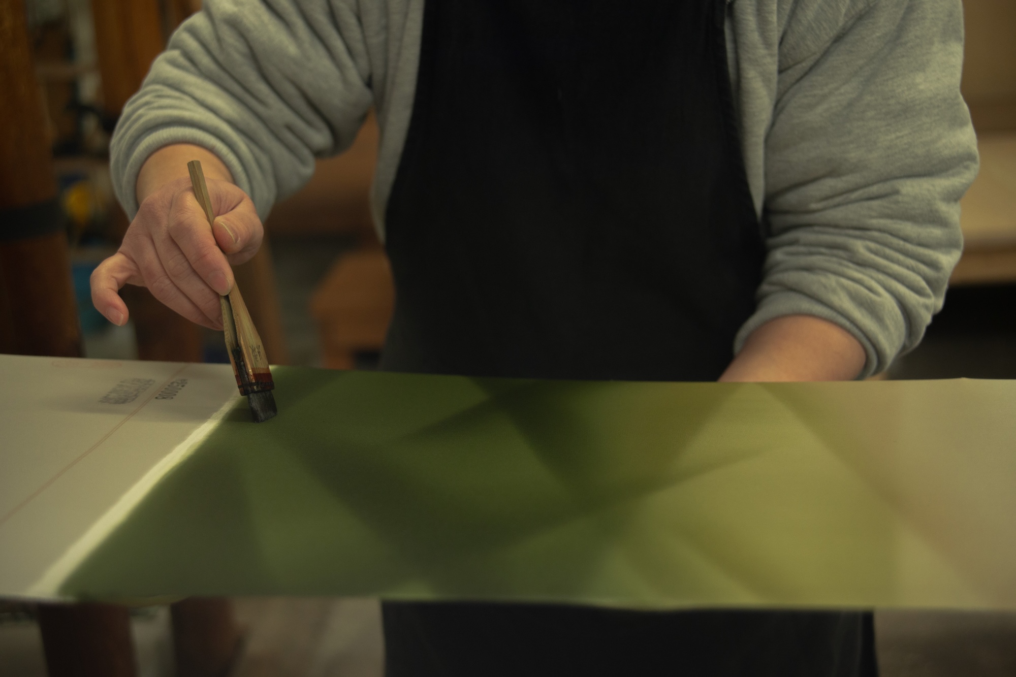 ディオールと日本の伝統工芸が共演！ 2025年フォールコレクションを彩った職人たち ｜ 和樂web 美の国ニッポンをもっと知る！